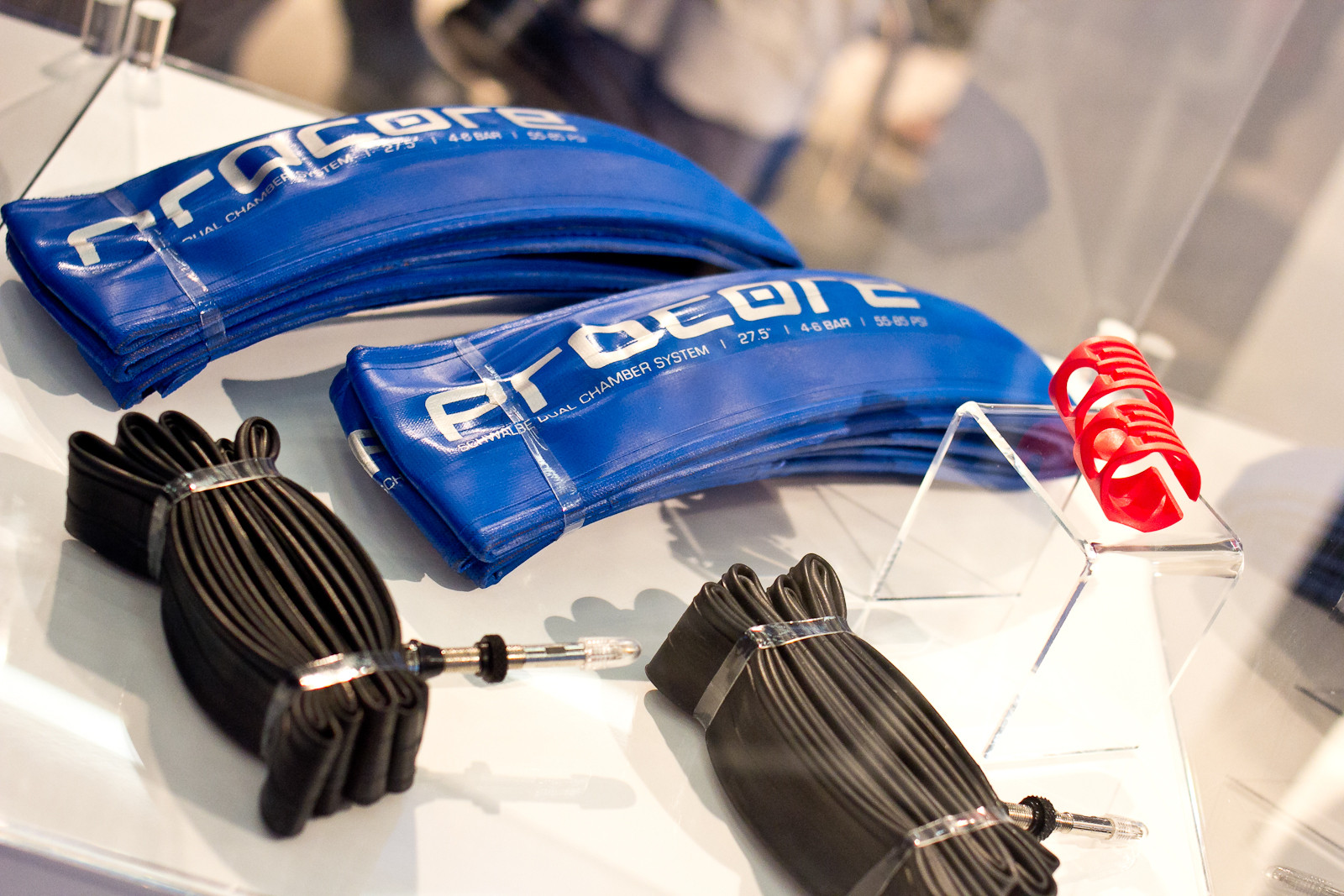 Finally! Schwalbe's Dual Chamber Procore System Details Unveiled - 2015 Mountain Bike Components ...