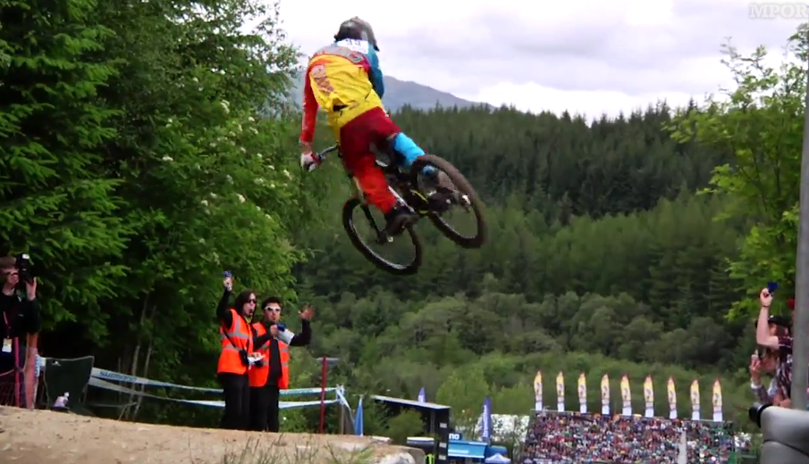 DirtTV: 2011 Fort William World Cup DH Finals - bturman - Mountain Biking Videos - Vital MTB