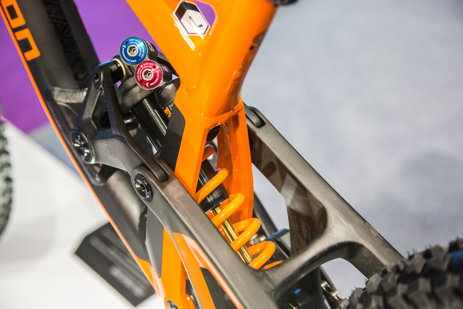 Polygon Colossus DH8 - 2016 Taipei Bike Show - Mountain Biking Pictures ...