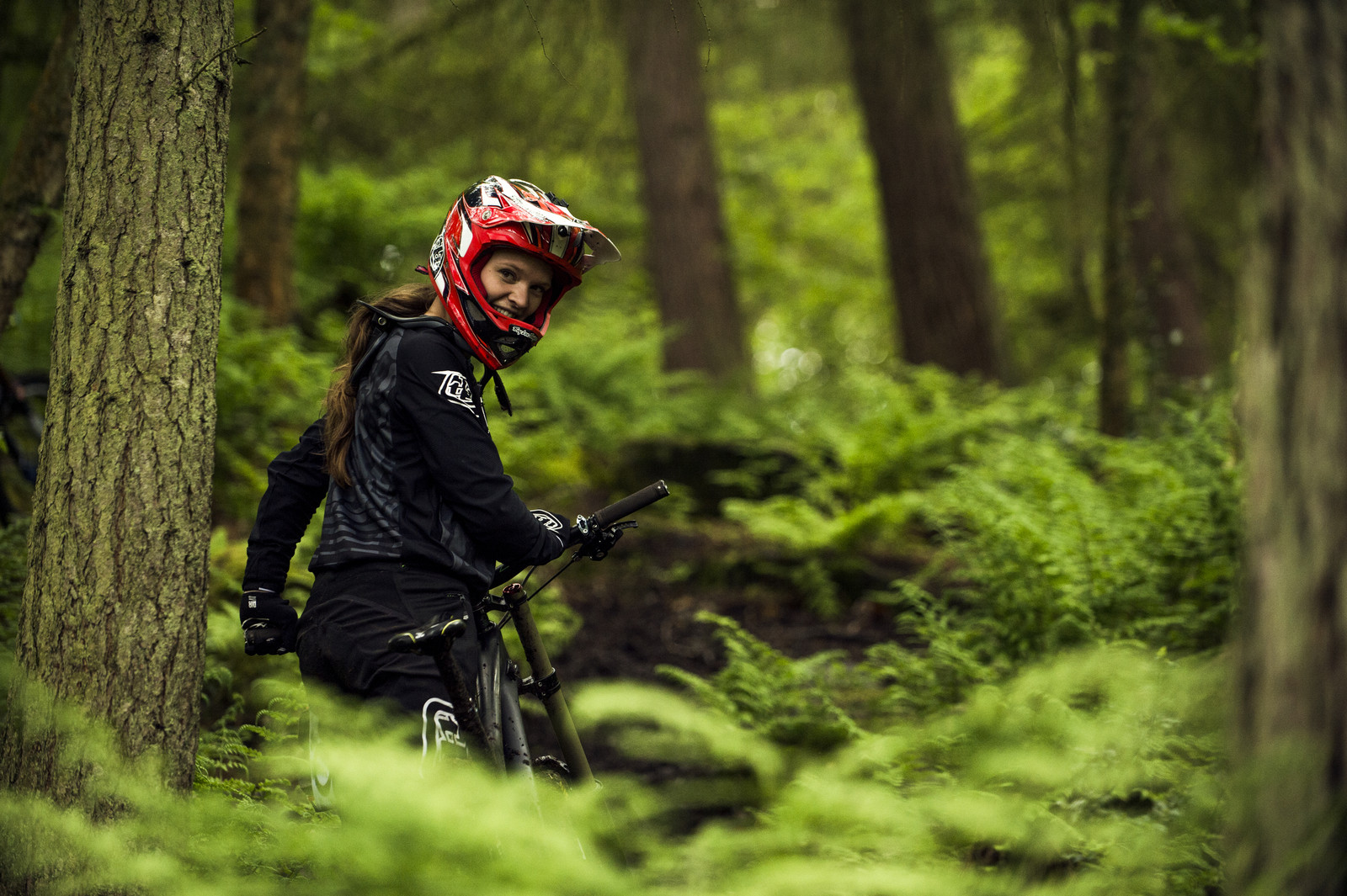 Welcome to the Family Vaea Verbeeck - FredLikesTrikes - Mountain Biking ...