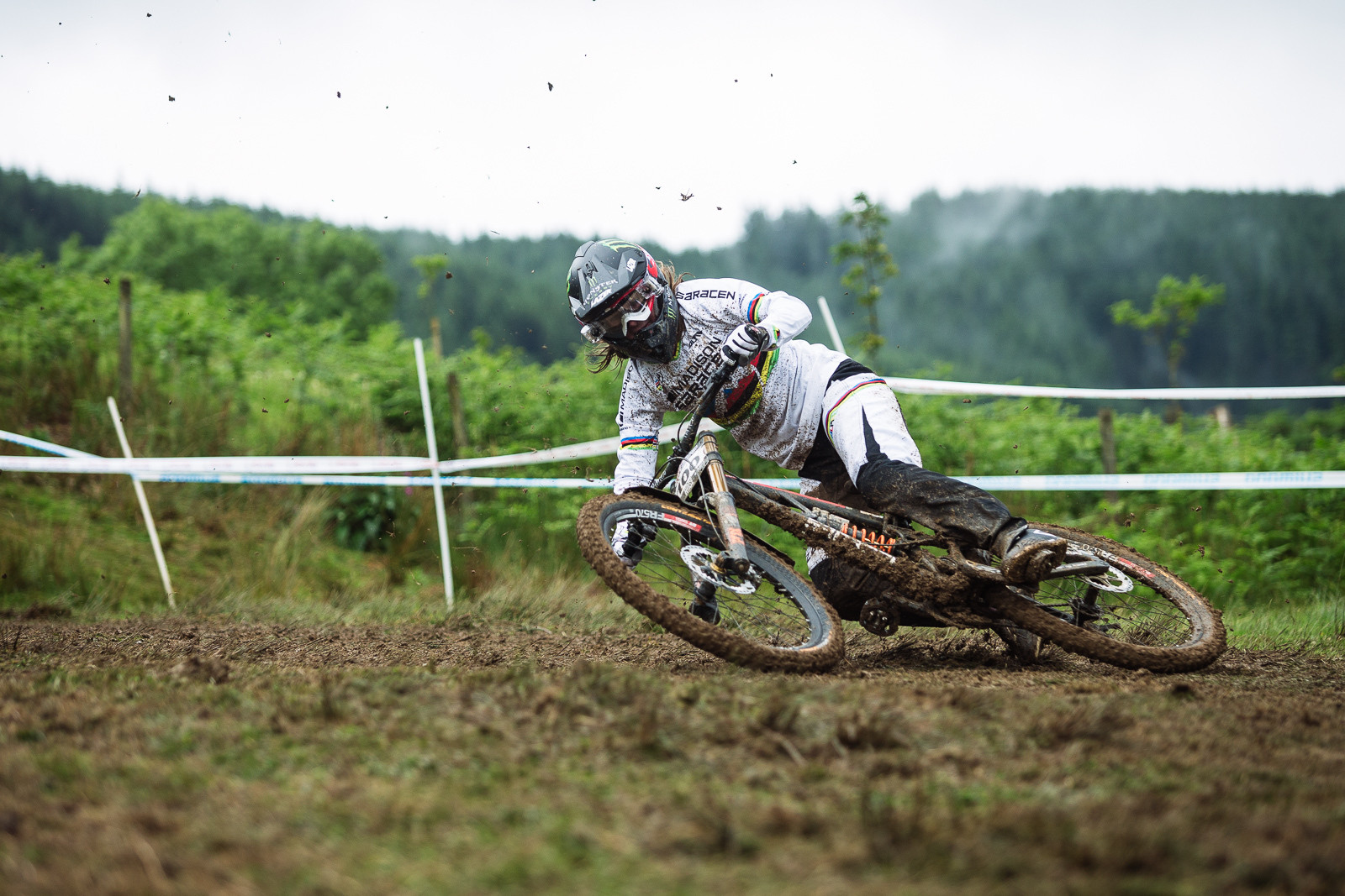 Slippery Qualifying, British DH Series, Bala - RACE REPORT - 2015 ...