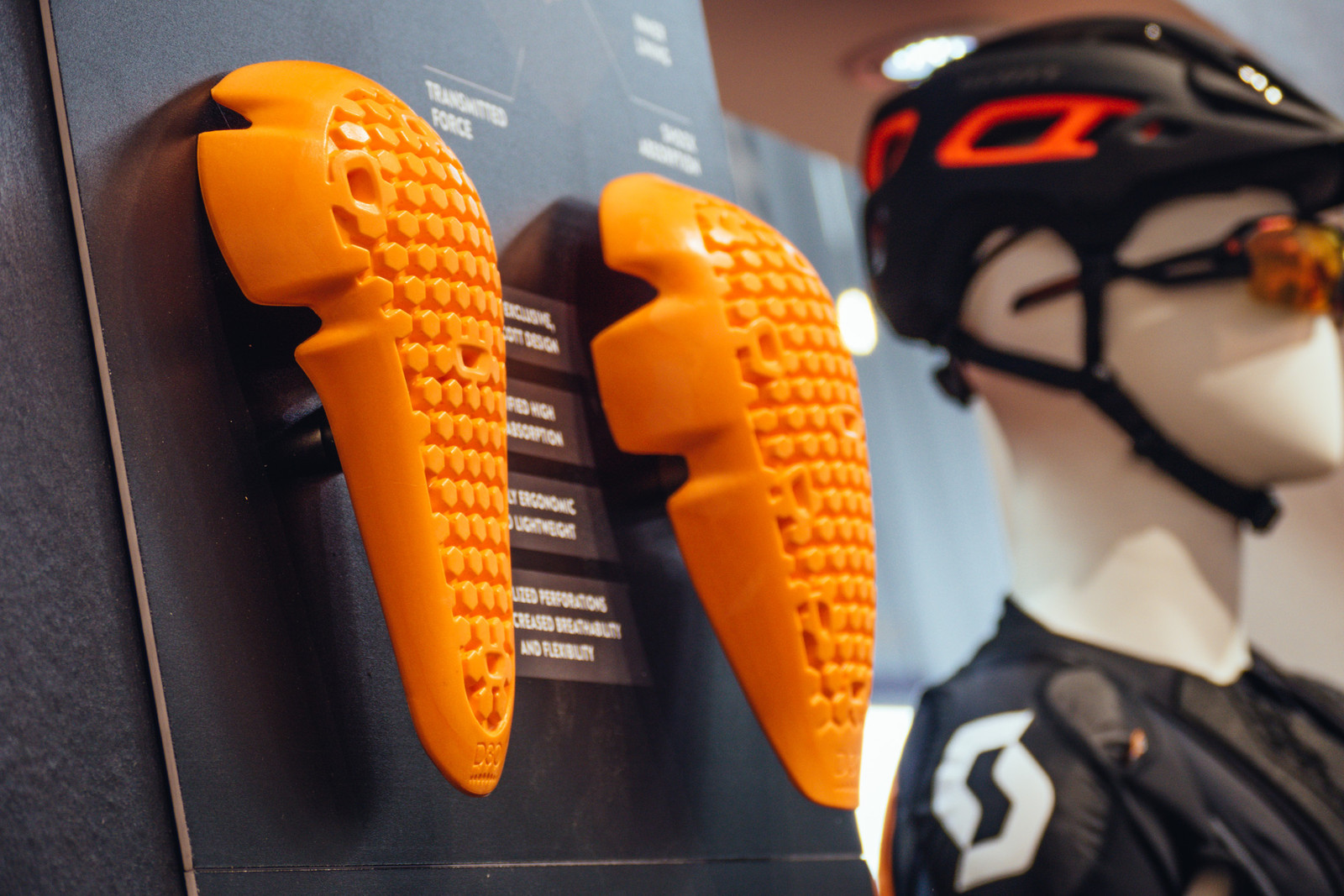 Scott Soldier II Elbow and Knee Guards - EUROBIKE - 2017 Mountain Bike ...