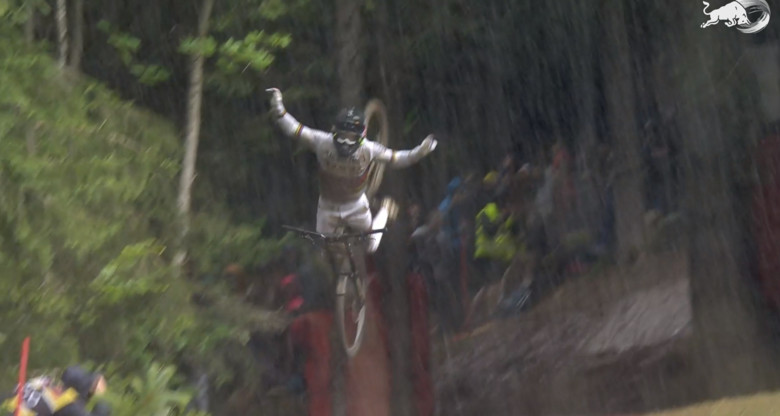 Reece Wilson Talks To Vital About His Terrifying Les Gets World Cup DH ...