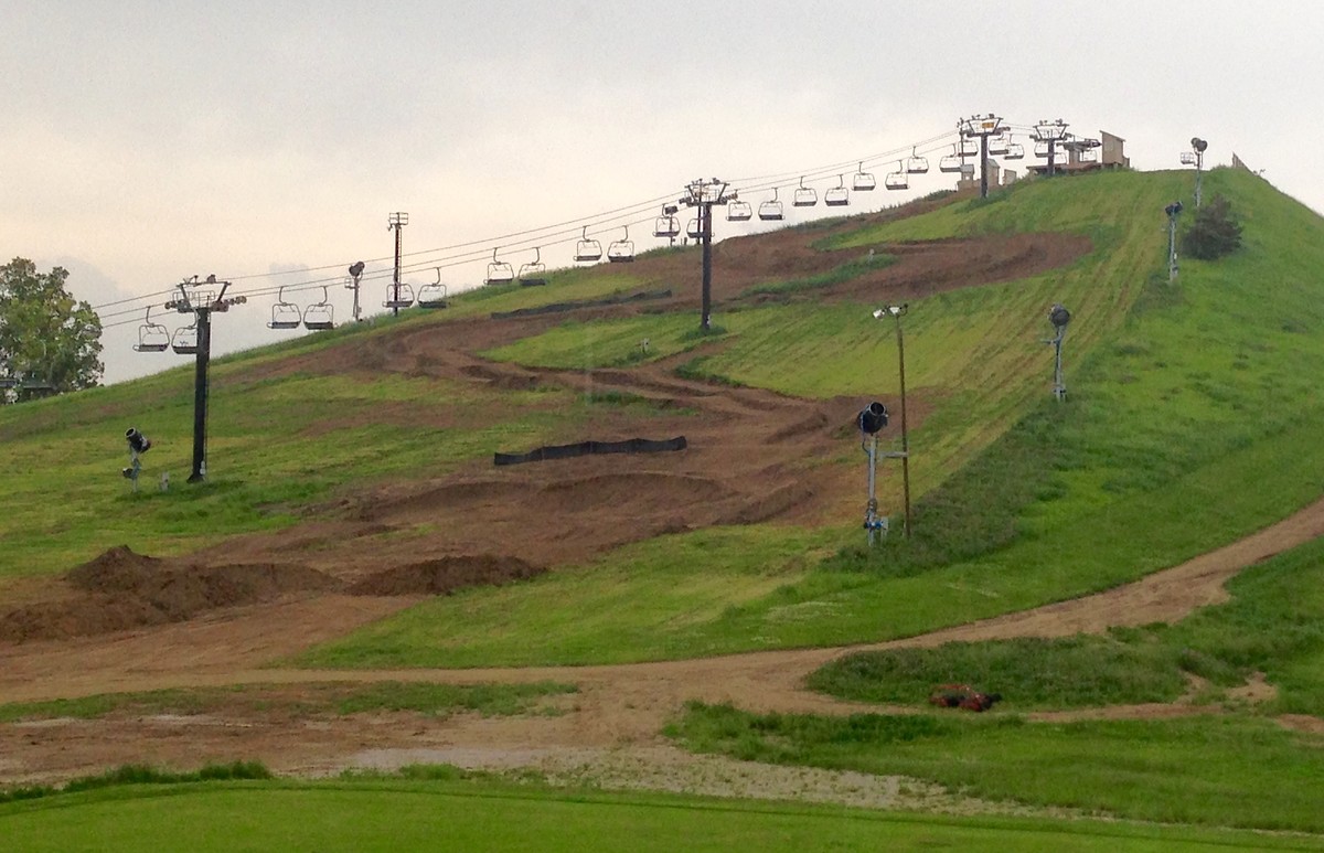 DH Dual SL in the Midwest - The Hub - Mountain Biking Forums / Message ...