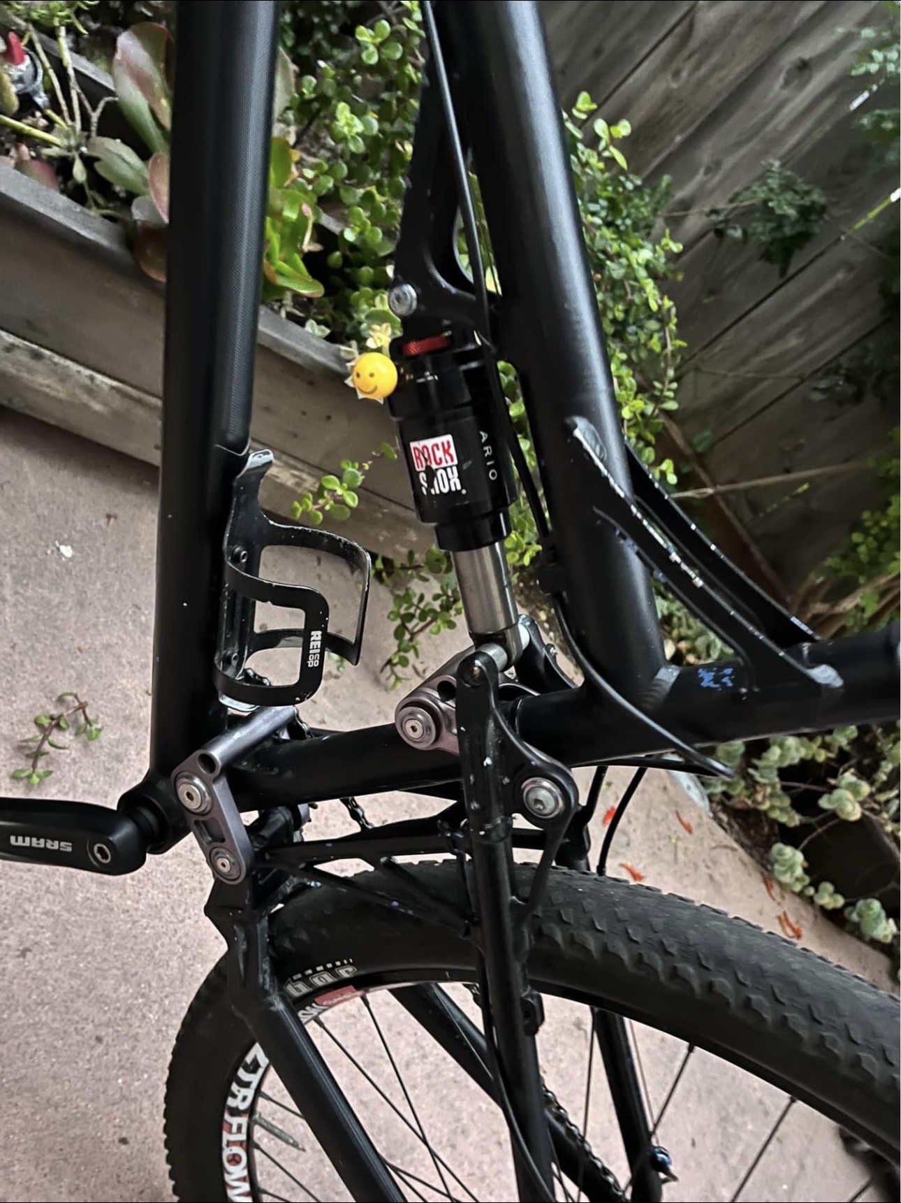 Need help identify this MTB - The Hub - Mountain Biking Forums ...