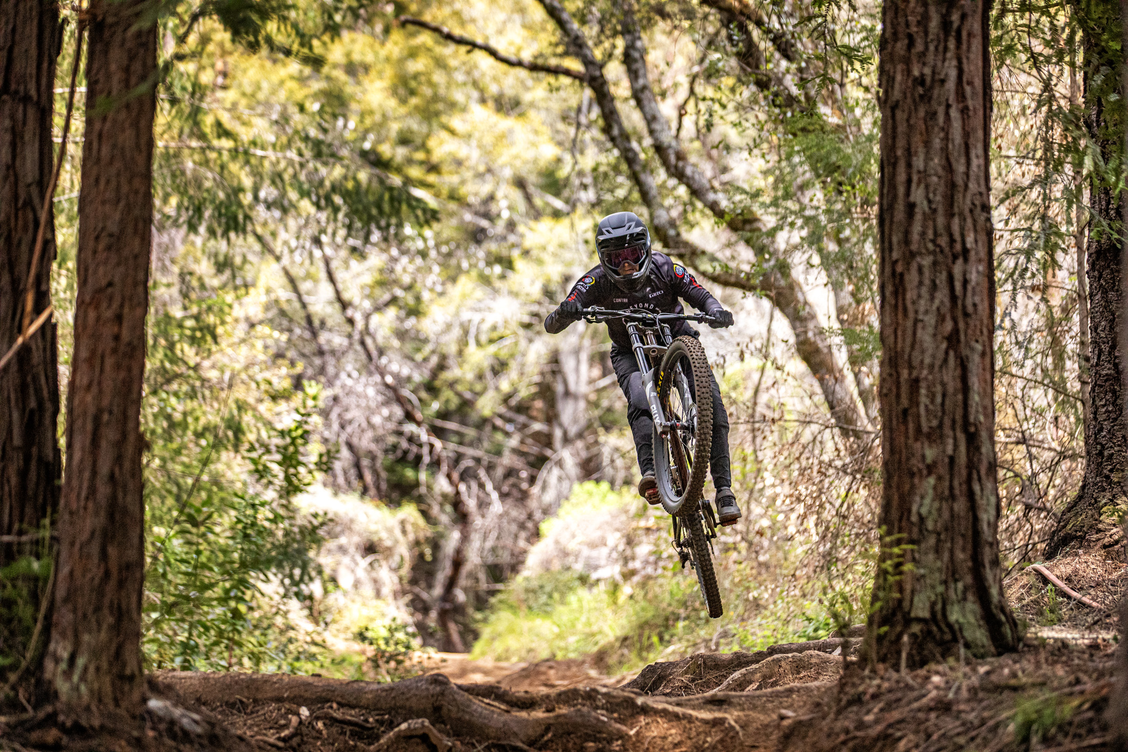 Beyond Racing partners with Contra Bikes and Giro - Mountain Bike Press ...