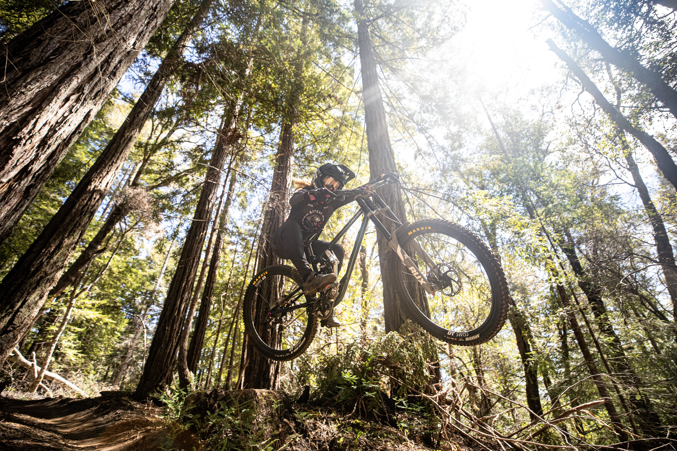 Beyond Racing partners with Contra Bikes and Giro - Mountain Bike Press ...