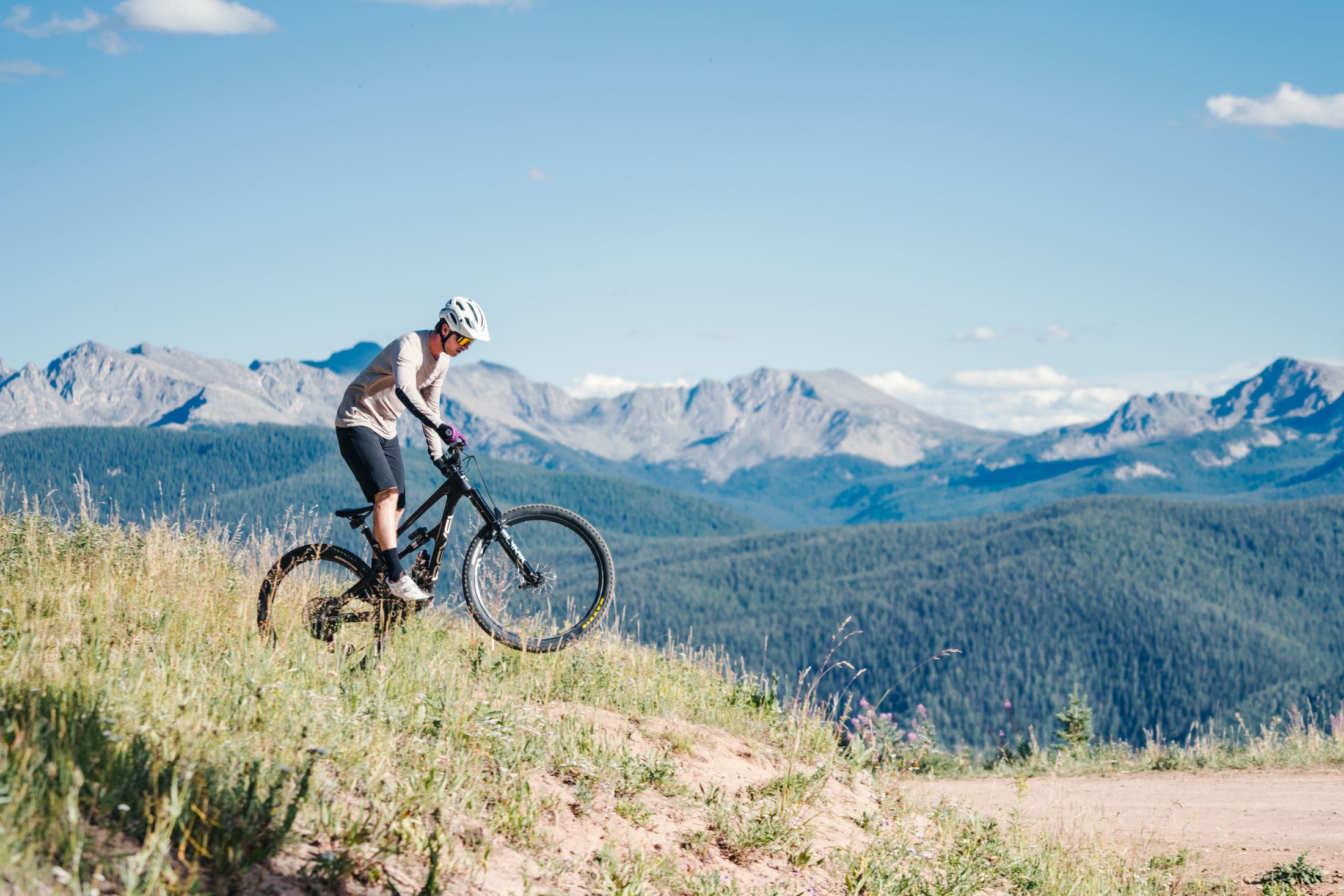 Revel Releases Fully Redesigned Rascal - Mountain Bike Press Release ...