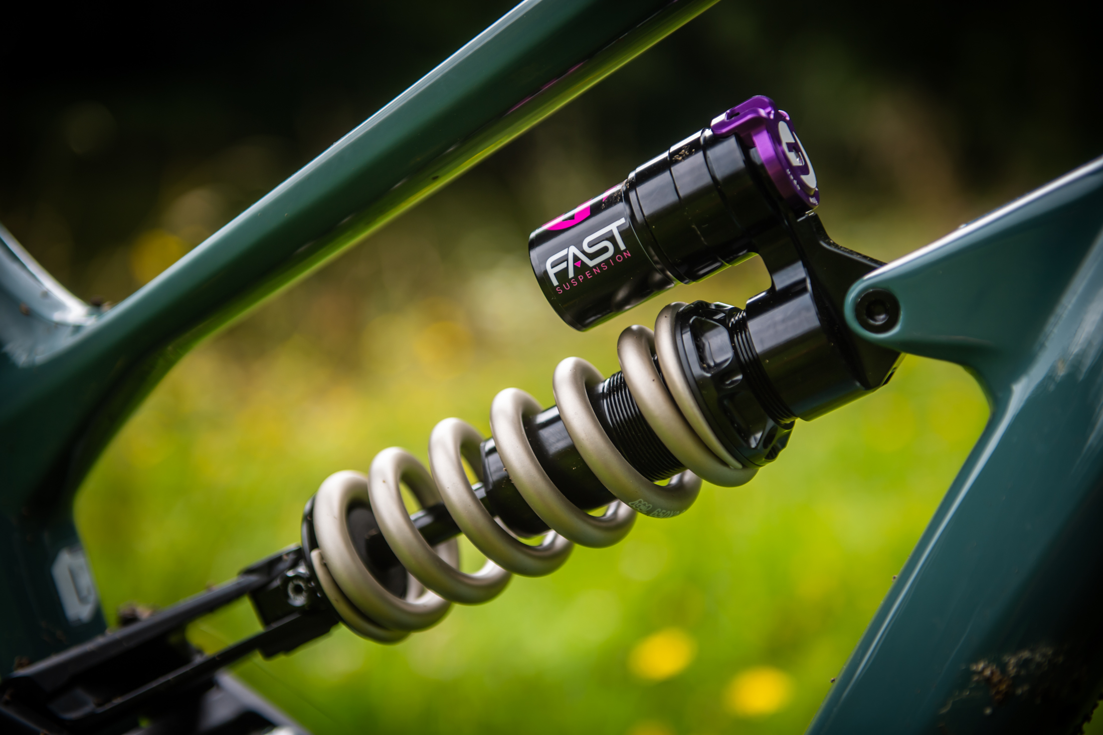 Exclusive New Fork Test and Fast Suspension Factory Visit - Mountain ...