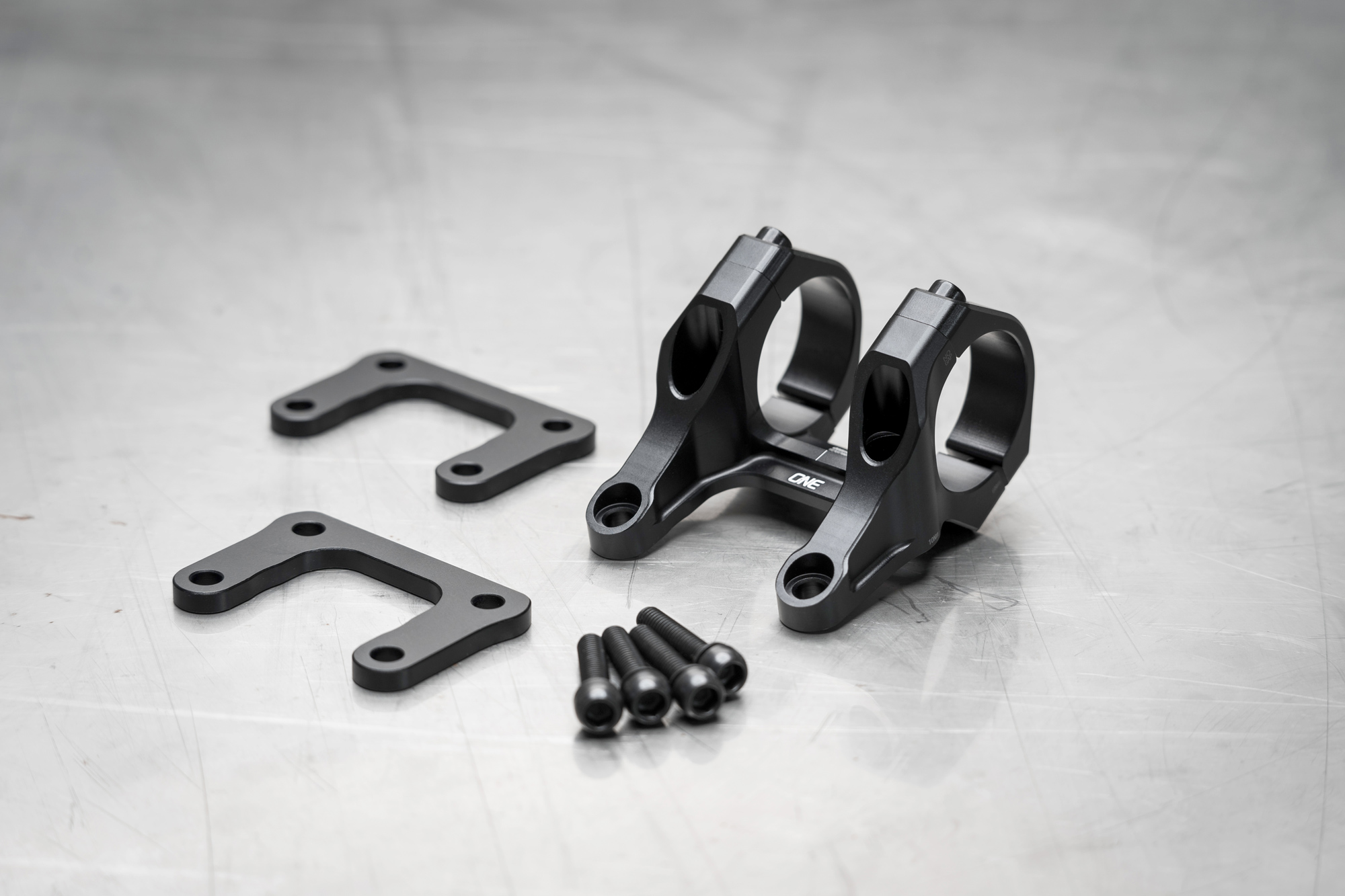 OneUp Announces NEW Aluminum Handlebar and Direct Mount Stem - Mountain ...