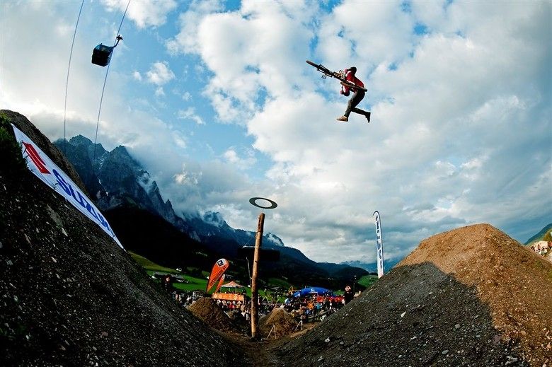 Martin Soderstrom signs with Rasoulution - Mountain Bikes Press ...