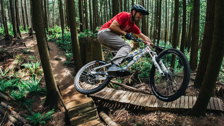 Sketchy Drops and Skinnies - Transition Bikes Revisits 2007 on the ...