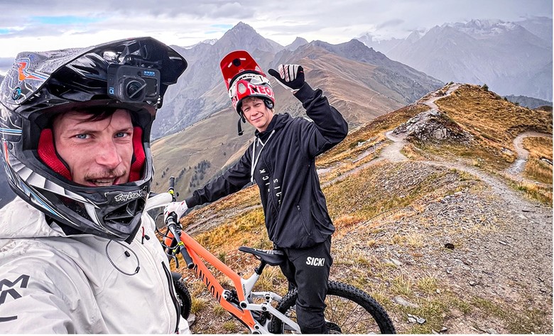 Gabriel Wibmer shows Jasper Jauch his Osttirol Homeland - Mountain Bikes Press Releases - Vital MTB