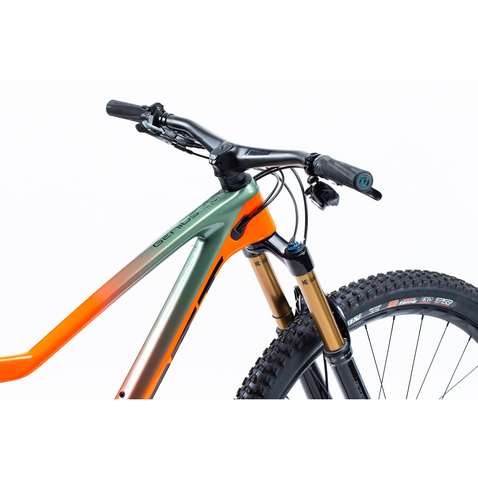 2019 Scott Genius 900 Tuned Bike - Reviews, Comparisons, Specs - Bikes ...