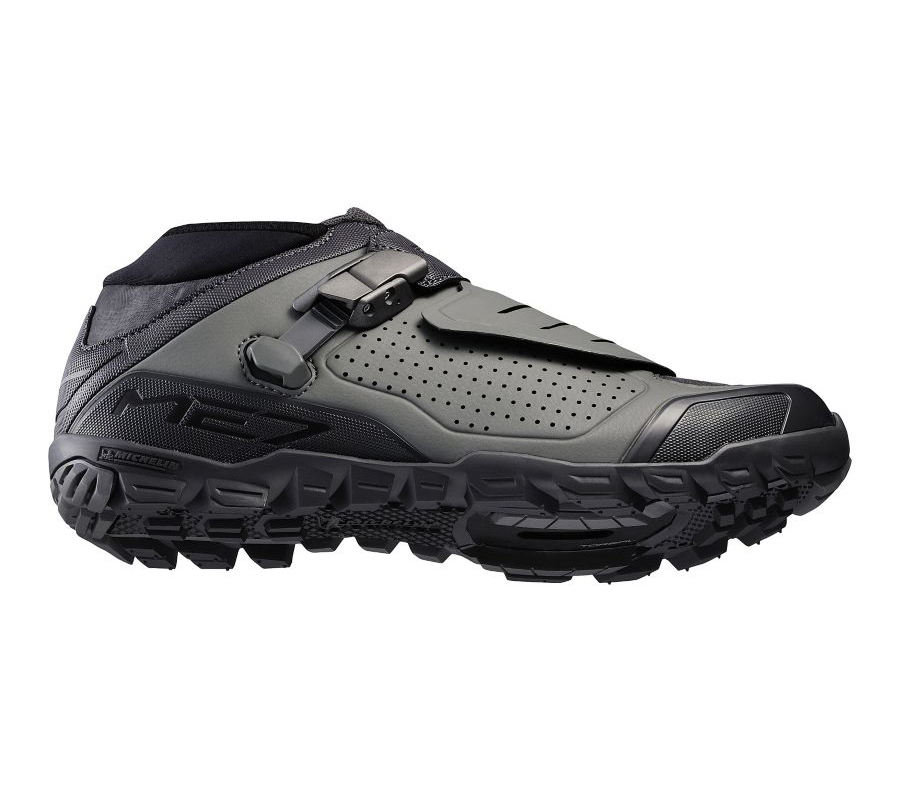 Shimano SH-ME700 Clipless Shoe - Reviews, Comparisons, Specs - Clipless ...