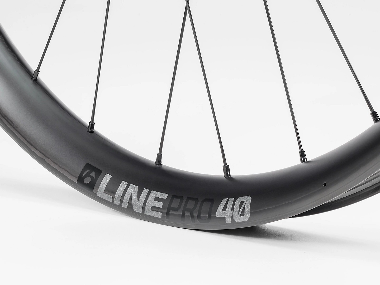 Bontrager Line Pro 40 TLR Boost Wheels - Reviews, Comparisons, Specs ...