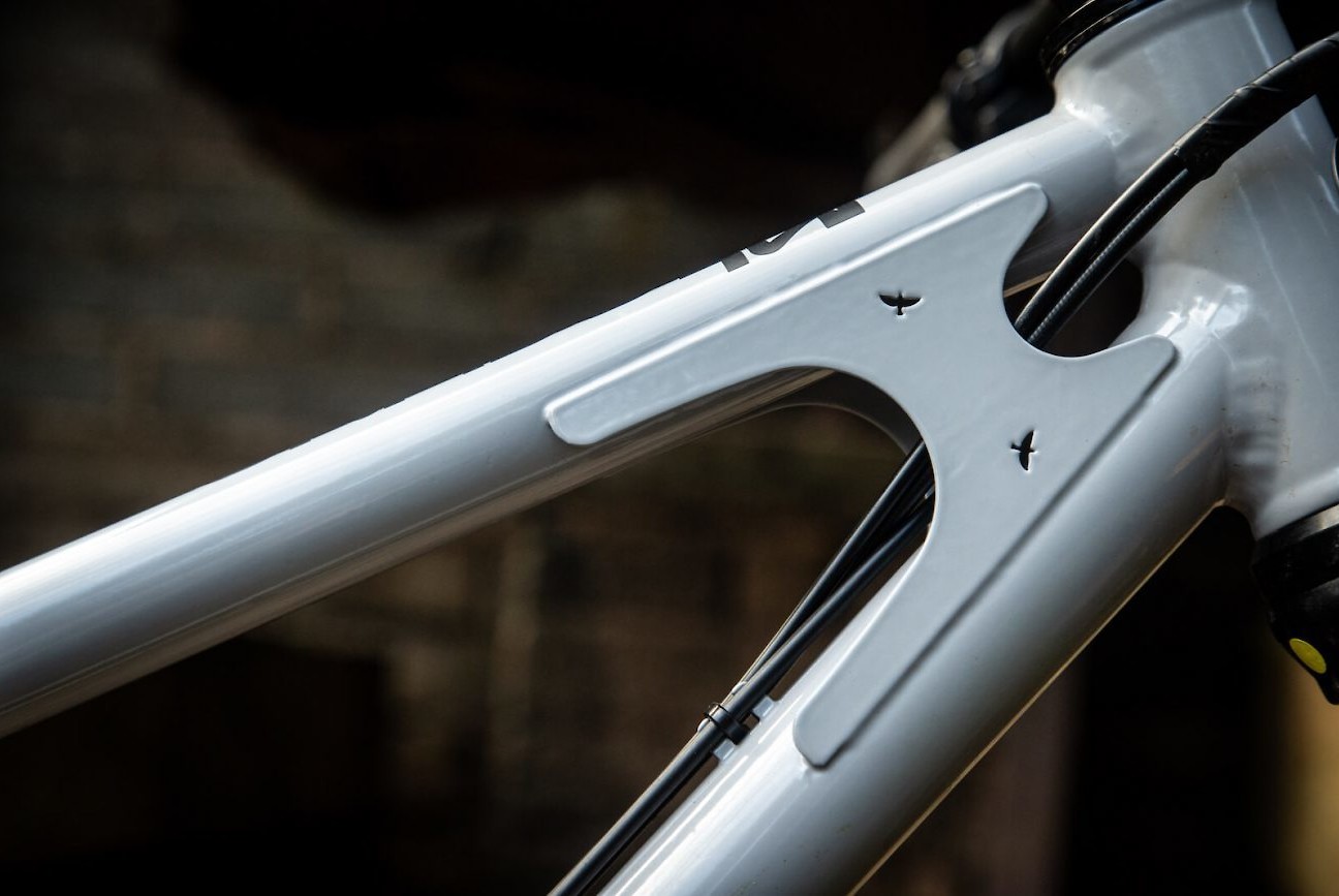 Starling Twist Enduro Frame - Reviews, Comparisons, Specs - Mountain ...