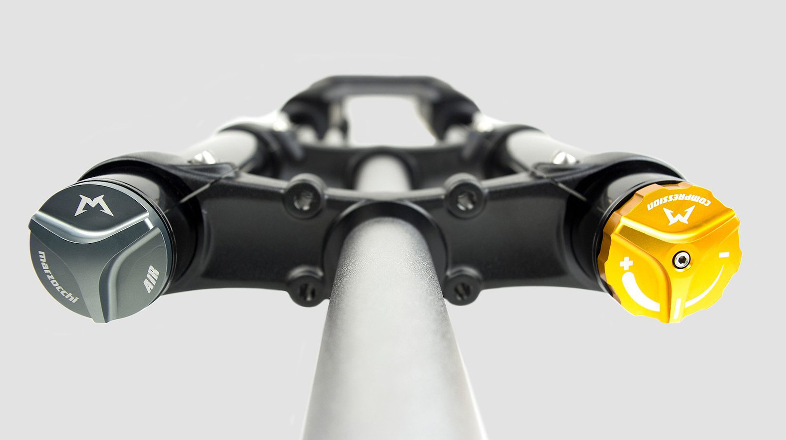 Marzocchi Bomber 58 Fork - Reviews, Comparisons, Specs - Mountain Bike ...