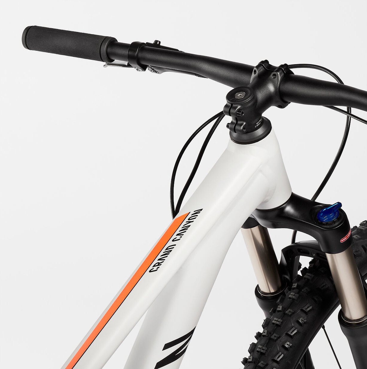 2021 Canyon Grand Canyon Young Hero Bike - Reviews, Comparisons, Specs ...