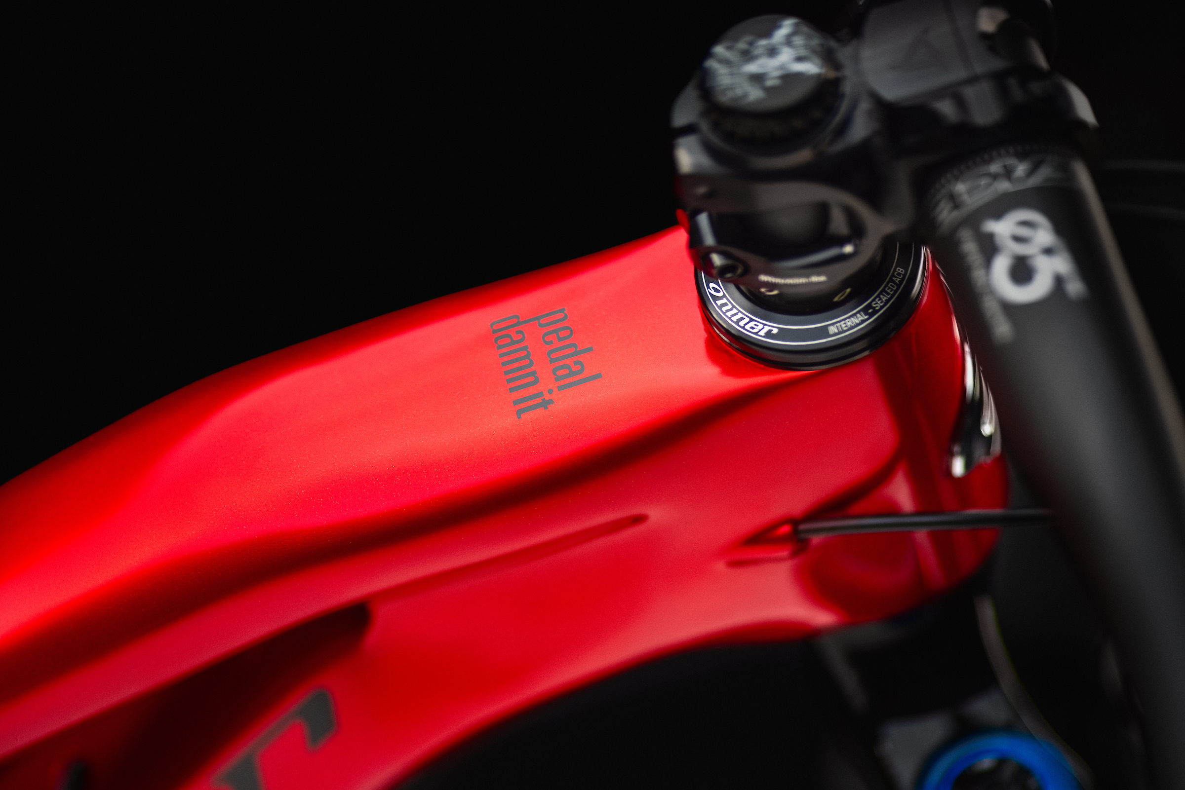 2021 Niner WFO 9 RDO 2-Star SRAM SX Eagle Bike - Reviews, Comparisons ...