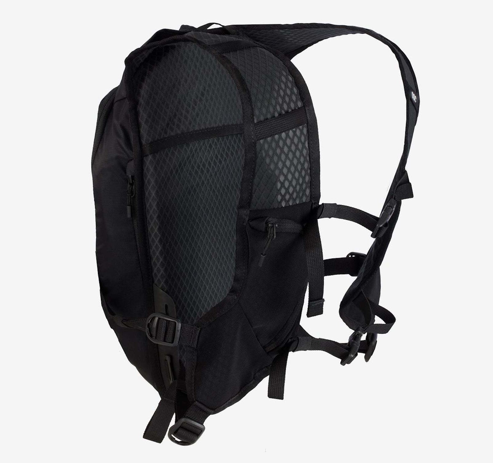 POC Spine VPD Air Backpack 8 - Reviews, Comparisons, Specs - Backpacks ...