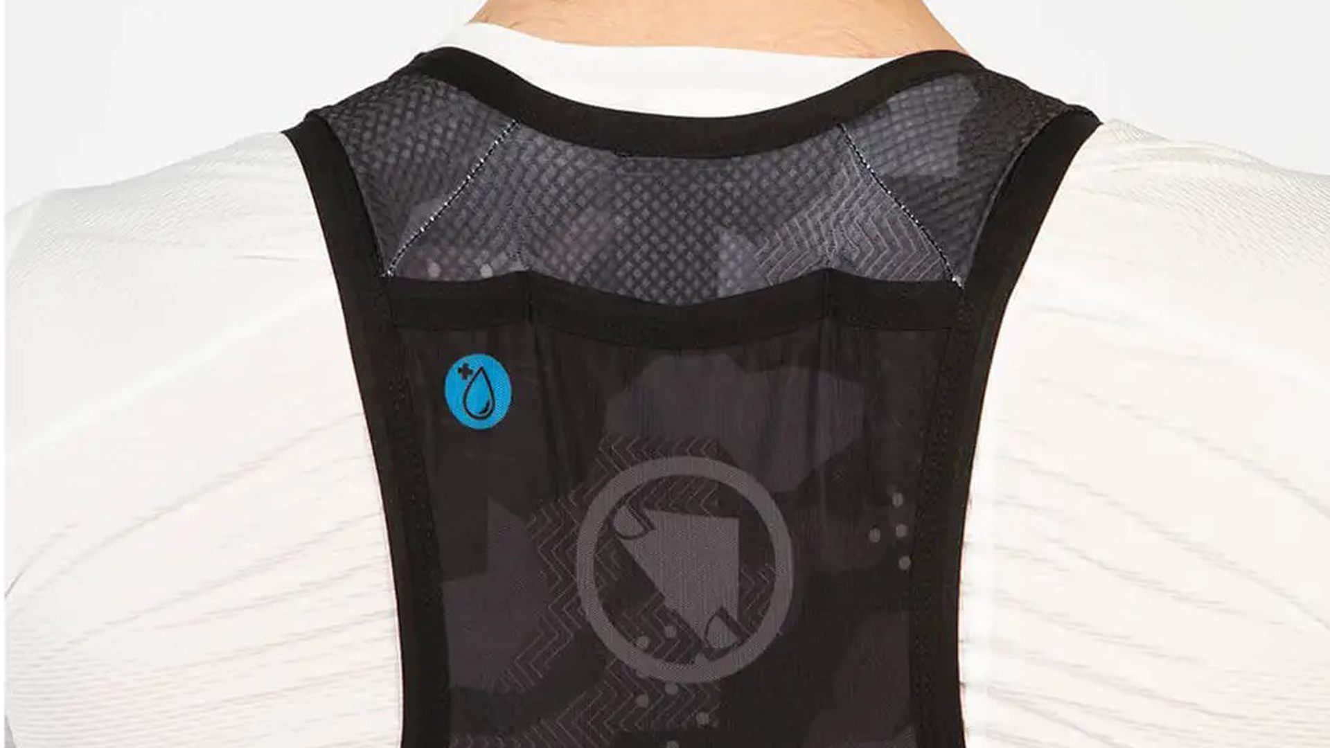 Endura Singletrack Bib Liner - Reviews, Comparisons, Specs - Riding ...