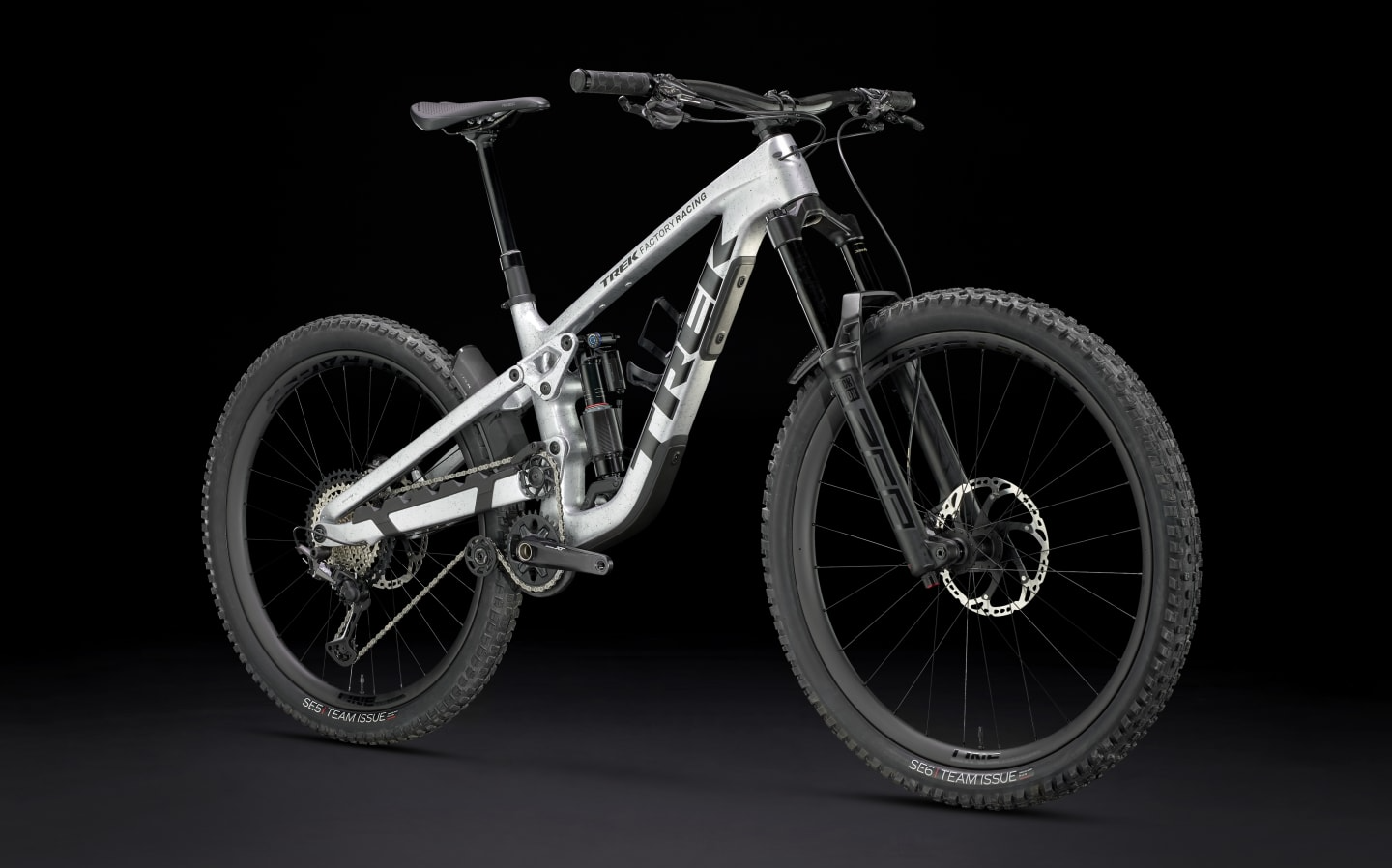 2024 Trek Slash 9.8 XT Gen 6 Bike - Reviews, Comparisons, Specs - Bikes ...