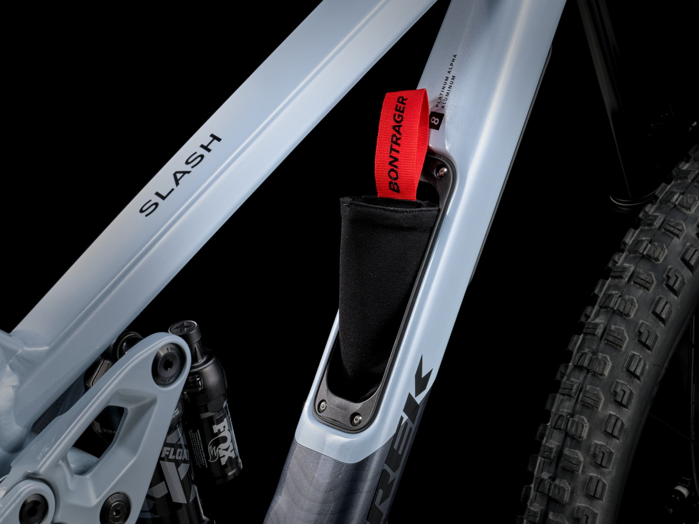 2024 Trek Slash 8 Gen 6 Bike - Reviews, Comparisons, Specs - Bikes ...