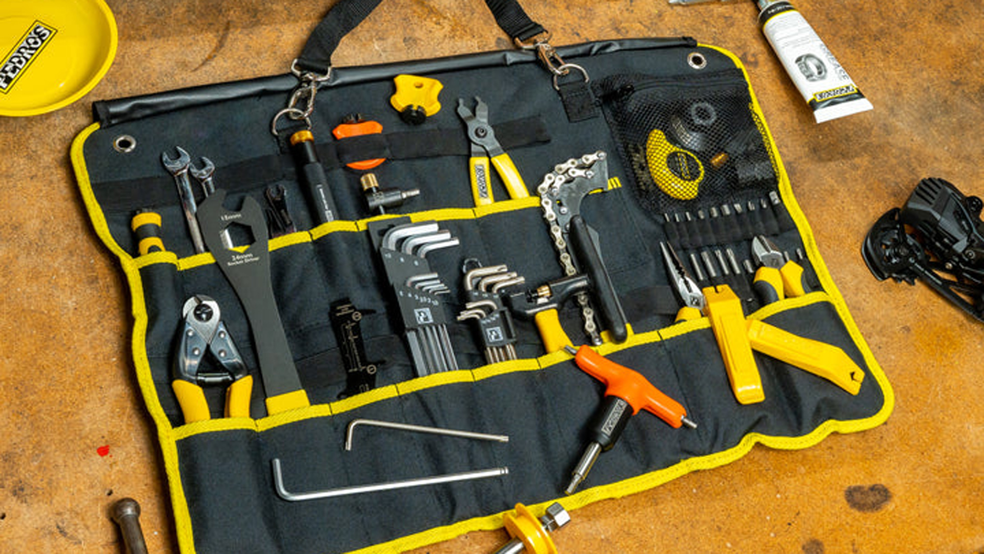 Pedro's Burrito Tool Roll II - Reviews, Comparisons, Specs - Tools ...