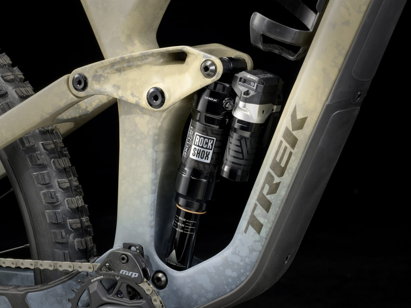 2024 Trek Slash SE Gen 5 Bike - Reviews, Comparisons, Specs - Bikes ...