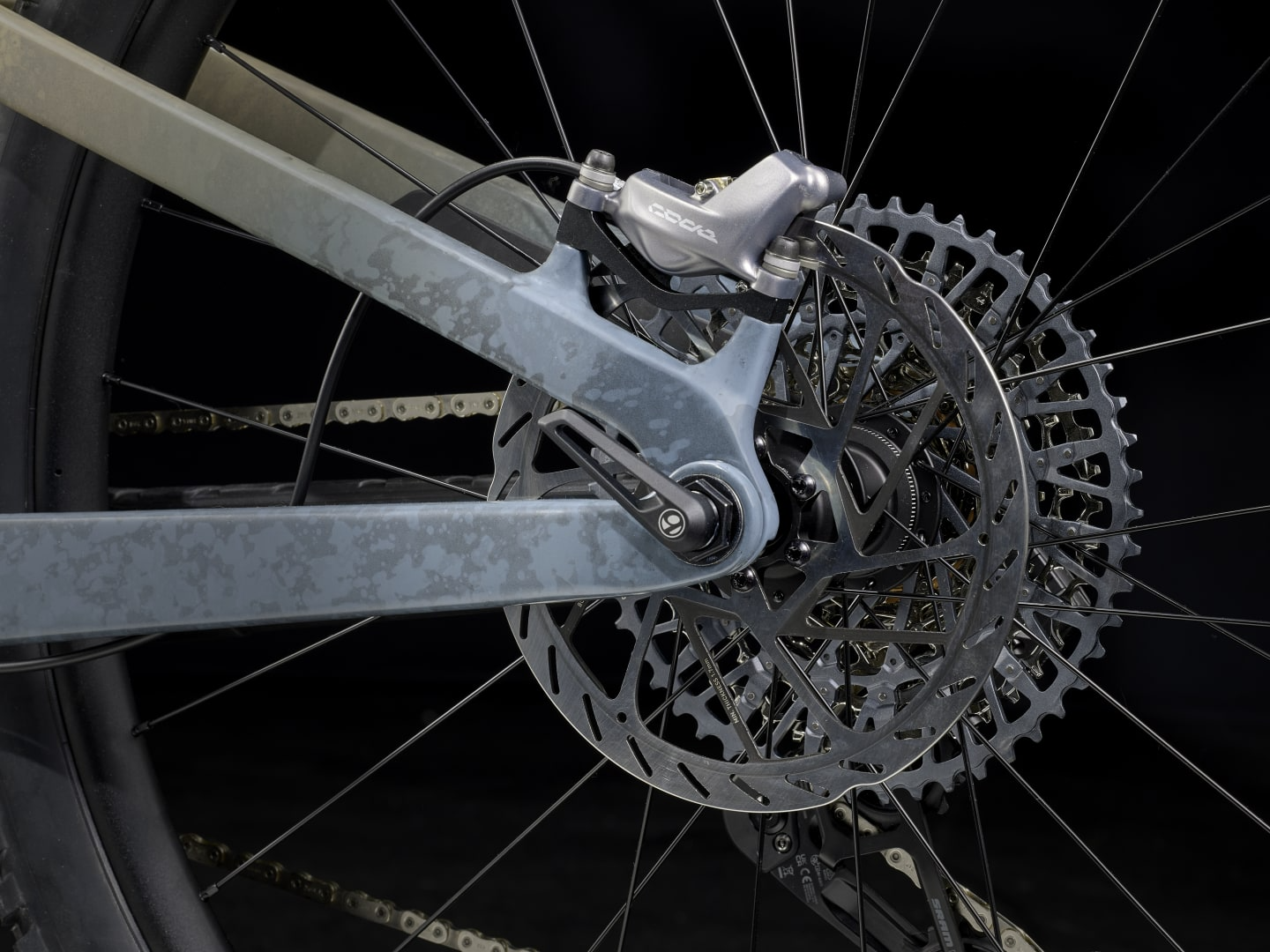 2024 Trek Slash SE Gen 5 Bike - Reviews, Comparisons, Specs - Bikes ...