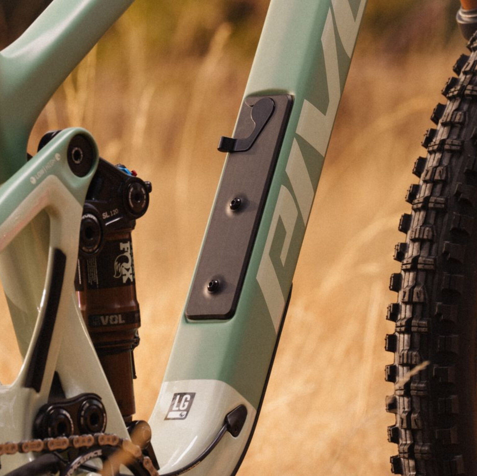 2025 Pivot Trailcat SL Ride GX Eagle Transmission Bike - Reviews, Comparisons, Specs - Bikes ...