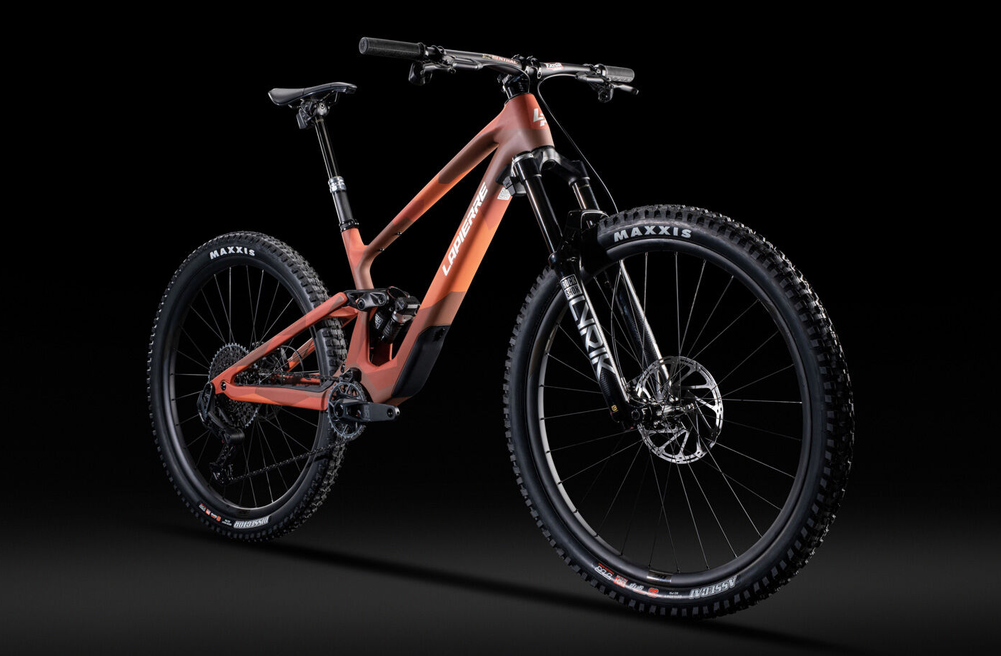 2024 Lapierre Zesty CF SE Bike - Reviews, Comparisons, Specs - Bikes ...