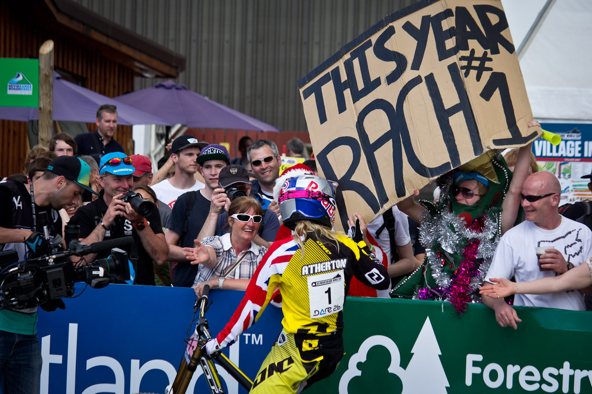 DOWNHILL FINALS RESULTS: Gee and Rachel Atherton Win Fort William World Cup Downhill - Mountain ...