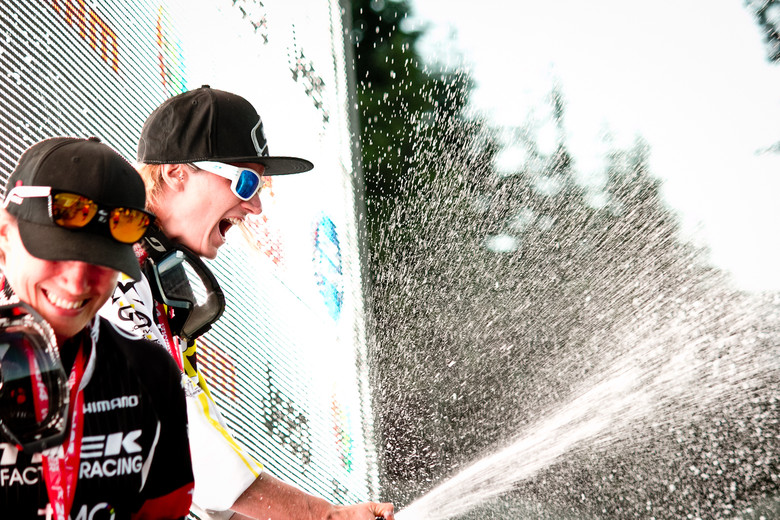 Jared Graves and Cecile Ravanel Win EWS Whistler - Mountain Bikes News ...