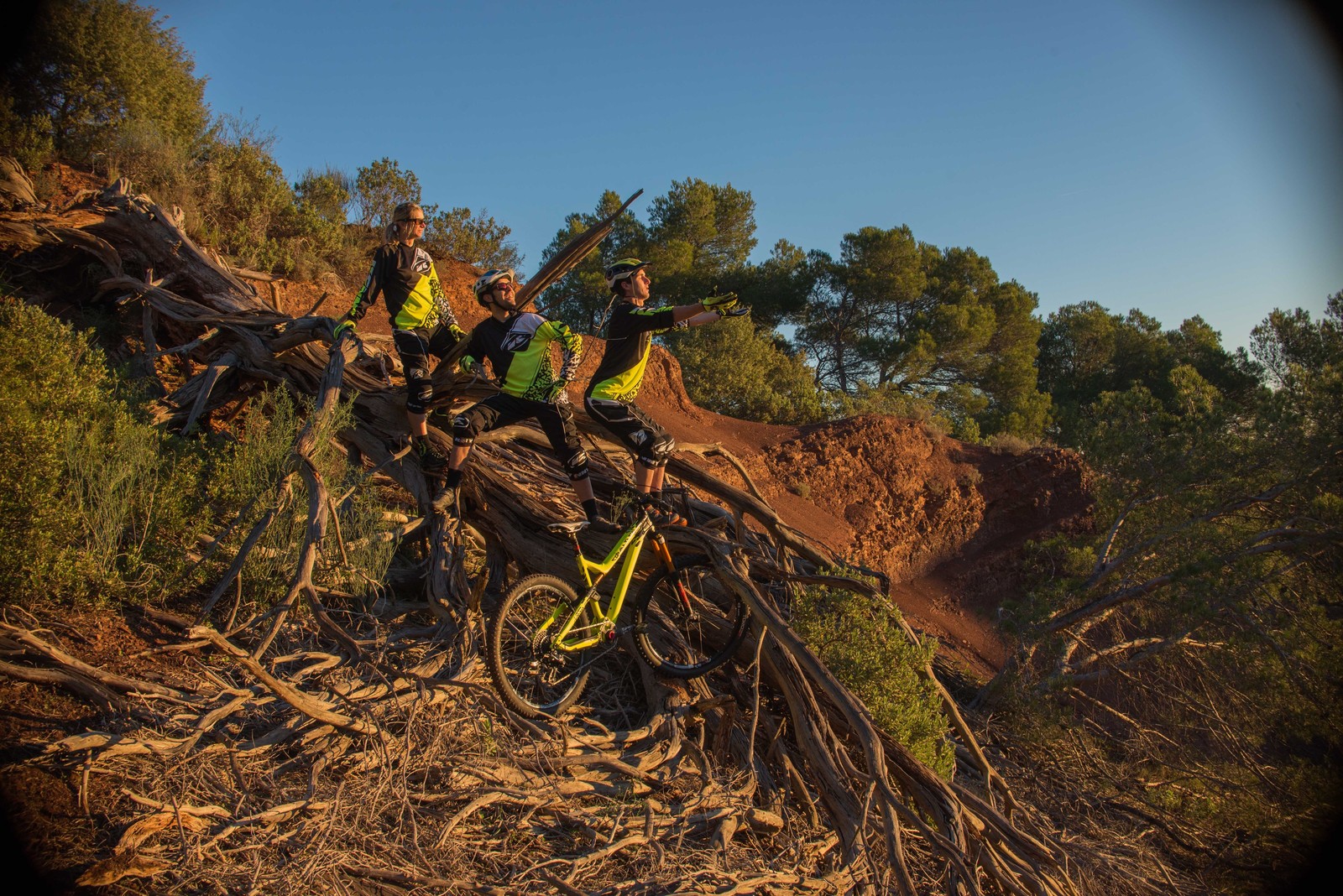 Commencal Launches New Enduro Team - Mountain Bike News Story - Vital MTB
