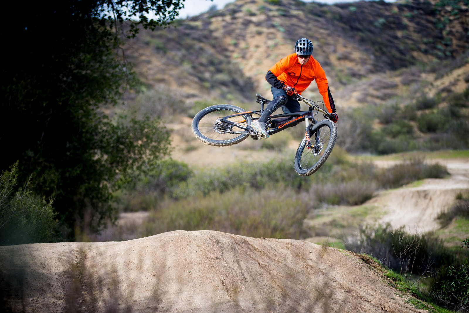 Ellsworth Bicycles Welcomes Brian Lopes - Mountain Bikes Press Releases ...