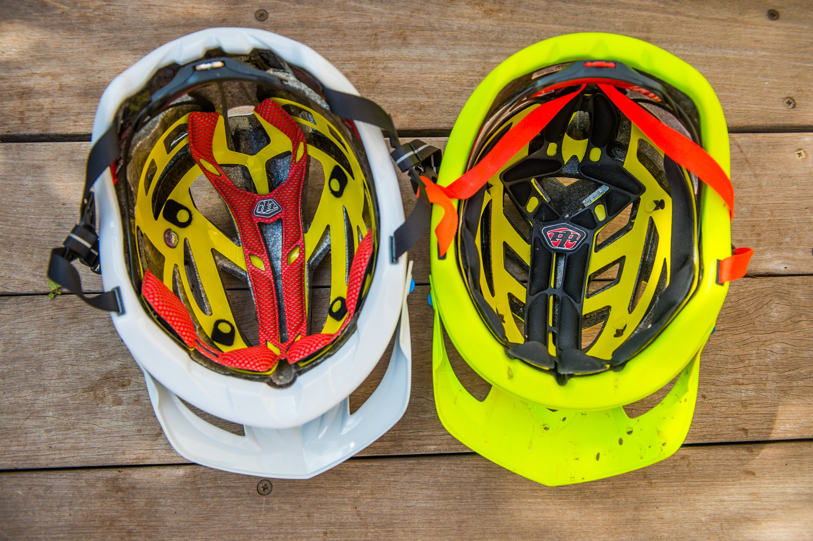 Troy Lee Designs A2 MIPS Helmet - Reviews, Comparisons, Specs - Open ...