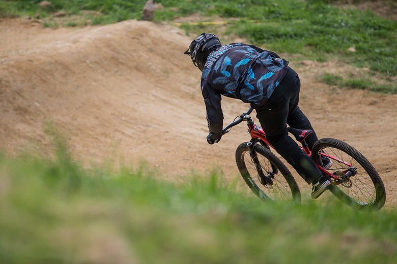 Sunshine, riding and season insights with Kyle Strait - Mountain Bike ...