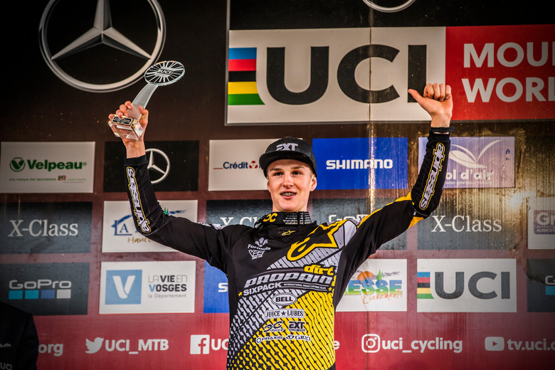 Propain Releases Carbon Rage 29er DH Bike - Mountain Bikes Press ...