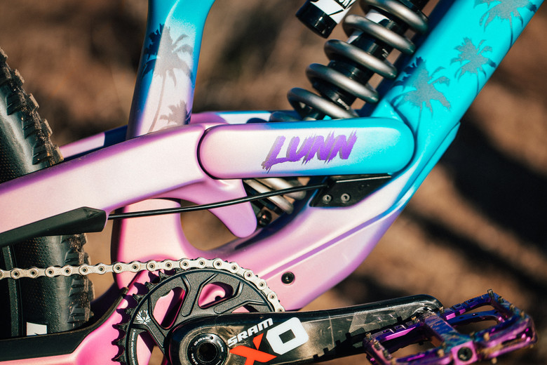 The Bikes of Battle - Red Bull Rampage Freeride Machines - Mountain ...