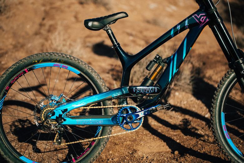 The Bikes of Battle - Red Bull Rampage Freeride Machines - Mountain ...