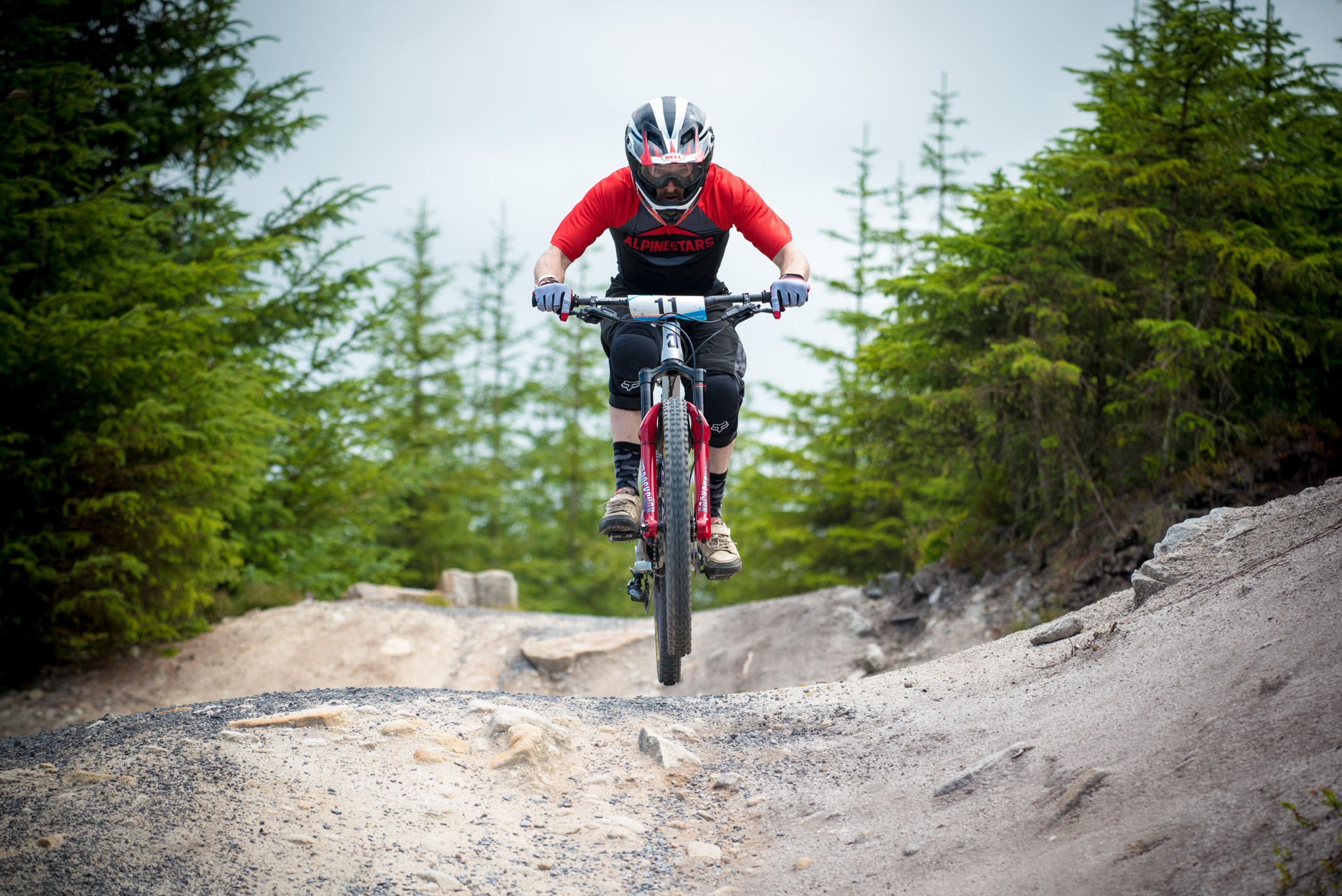 ALPINESTARS MTB TRAIL ATTACK HEADS TO ANTUR STINIOG FOR 2019 - Mountain ...