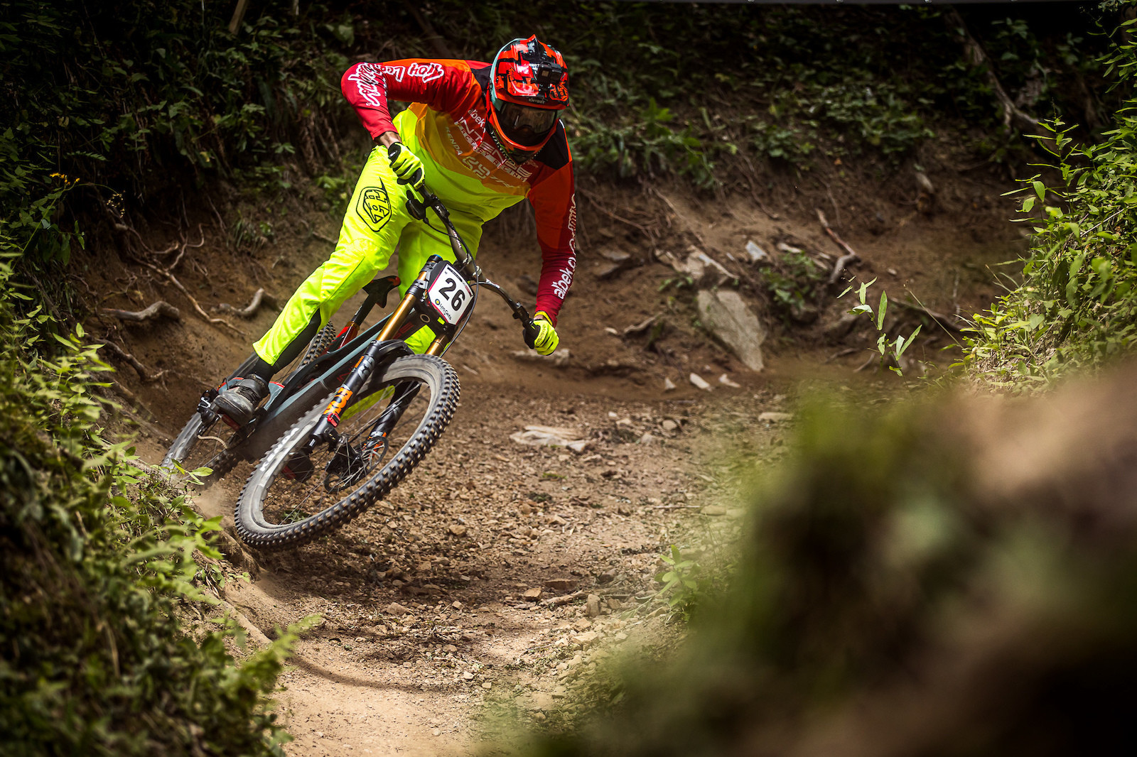 Video: Les Gets Race Recap from Intense Factory Racing - Mountain Bike ...