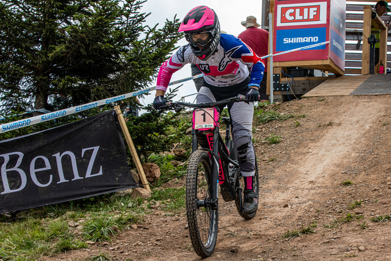 Tracey Hannah Wins the 2019 UCI Elite Women DH Overall - Mountain Bike ...