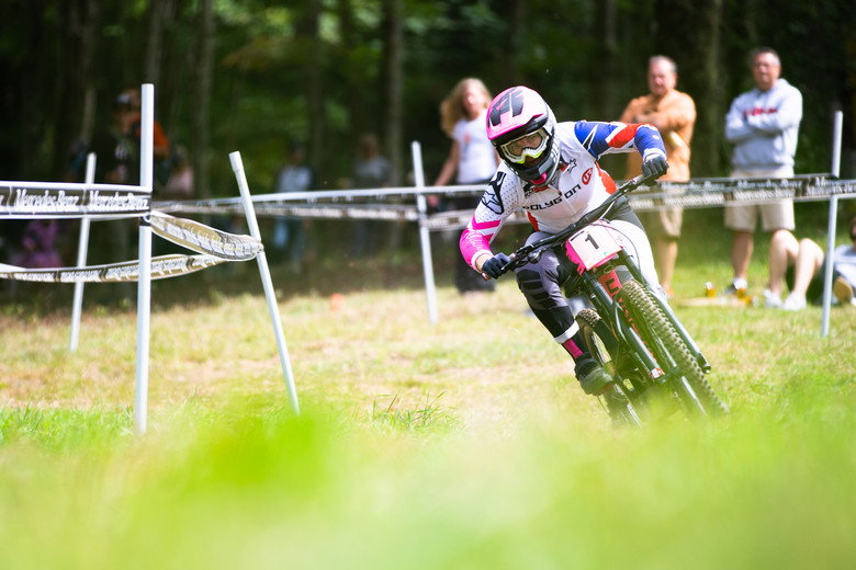 Tracey Hannah Wins the 2019 UCI Elite Women DH Overall - Mountain Bike ...