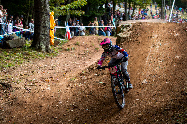 Tracey Hannah Wins the 2019 UCI Elite Women DH Overall - Mountain Bike ...