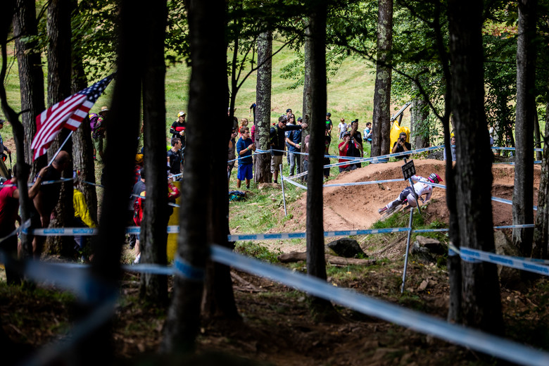 Tracey Hannah Wins the 2019 UCI Elite Women DH Overall - Mountain Bike ...