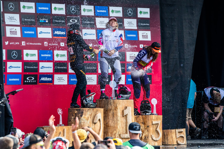 Tracey Hannah Wins the 2019 UCI Elite Women DH Overall - Mountain Bike ...