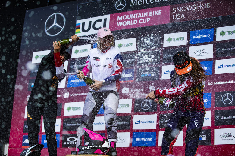 Tracey Hannah Wins the 2019 UCI Elite Women DH Overall - Mountain Bike ...
